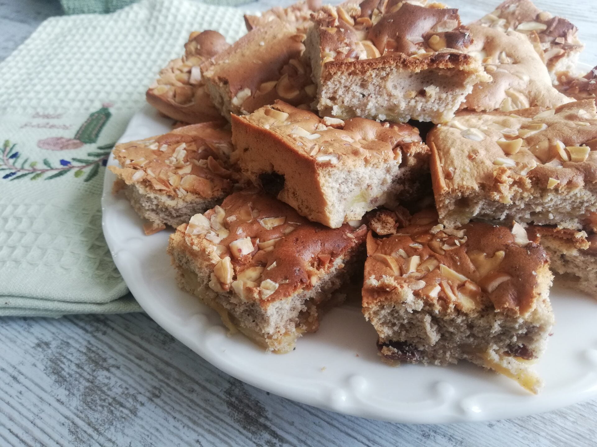 Easy Apple Cake Recipe - Uzbek Sharlotka Apple Pie