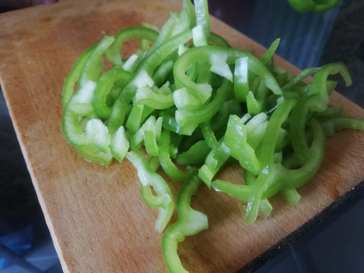 How To Make Achik Chuchuk - Uzbek Tomato and Pepper Salad