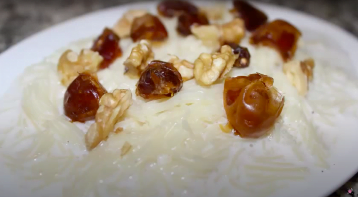 Vermicelli Milk Pudding Dessert - Seviyan Kheer, Sha3riyah Recipe